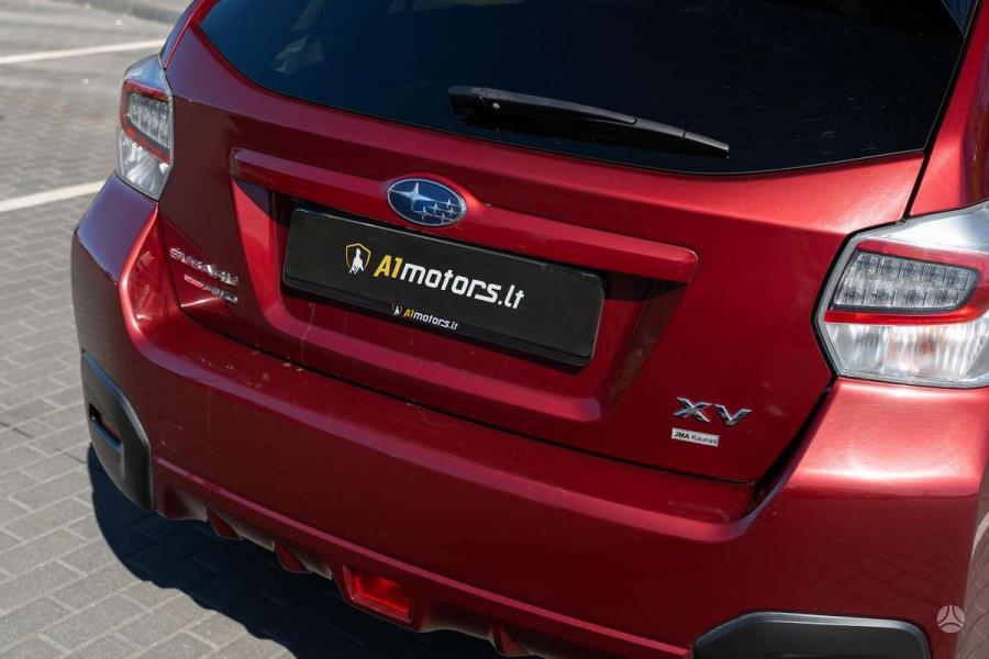 Red Subaru XV 2017 in Vilnius, with an engine capacity of 2.00 L and mileage of 115 thousand km for 12950 €, photo 12 on AUTOMOTO.COM.LV