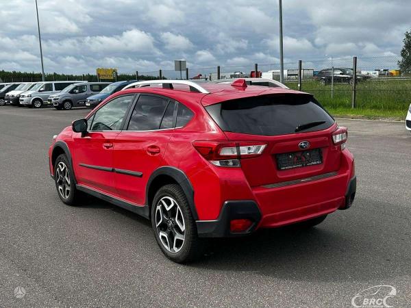 Red Subaru XV 2018 in Vilnius, with an engine capacity of 2.00 L and mileage of 109 thousand km for 14900 €, photo 5 on AUTOMOTO.COM.LV