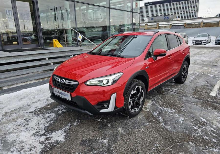 Red Subaru XV 2021 in Vilnius, with an engine capacity of 2.00 L and mileage of 49 thousand km for 22290 €, photo 1 on AUTOMOTO.COM.LV