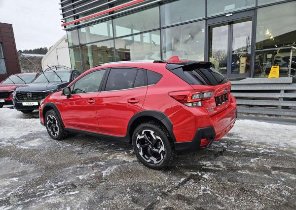 Red Subaru XV 2021 in Vilnius, with an engine capacity of 2.00 L and mileage of 49 thousand km for 22290 €, photo 3 on AUTOMOTO.COM.LV