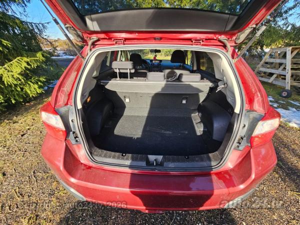 Red Subaru XV 2012 in Tallinn, with an engine capacity of 2.00 L and mileage of 119 thousand km for 8250 €, photo 5 on AUTOMOTO.COM.LV