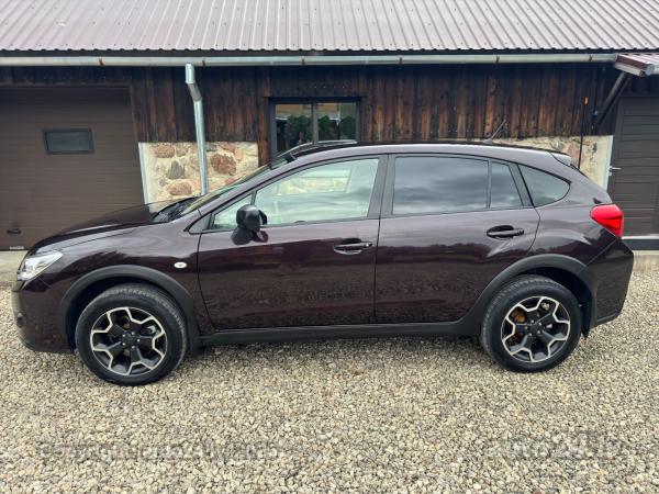 Red Subaru XV 2013 in Viljandi, with an engine capacity of 1.60 L and mileage of 115 thousand km for 9499 €, photo 6 on AUTOMOTO.COM.LV