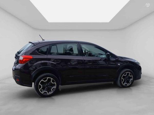Violets Subaru XV 2013 Viļņa, ar dzinēja tilpumu 1.60 L un nobraukumu 131 tūkst. km par 7890 €, foto 5 vietnē AUTOMOTO.COM.LV