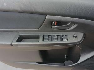 Violets Subaru XV 2013 Viļņa, ar dzinēja tilpumu 1.60 L un nobraukumu 131 tūkst. km par 7890 €, foto 13 vietnē AUTOMOTO.COM.LV