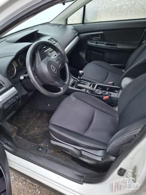 Balts Subaru XV 2012 Kupiškis, ar dzinēja tilpumu 2.00 L un nobraukumu 375 tūkst. km par 1750 €, foto 7 vietnē AUTOMOTO.COM.LV