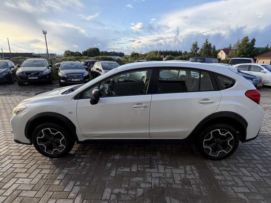 Balts Subaru XV 2012 Viļņa, ar dzinēja tilpumu 2.00 L un nobraukumu 379 tūkst. km par 1450 €, foto 4 vietnē AUTOMOTO.COM.LV