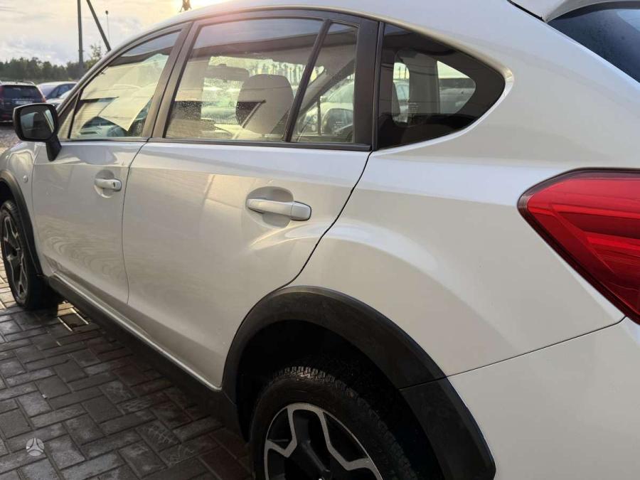 Balts Subaru XV 2012 Viļņa, ar dzinēja tilpumu 2.00 L un nobraukumu 379 tūkst. km par 1450 €, foto 6 vietnē AUTOMOTO.COM.LV