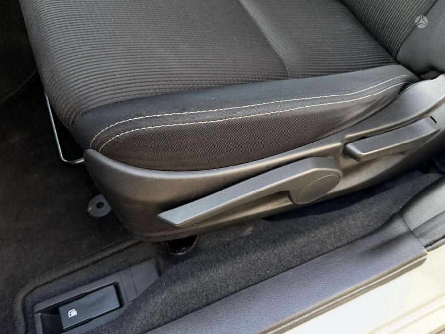 Balts Subaru XV 2012 Viļņa, ar dzinēja tilpumu 2.00 L un nobraukumu 379 tūkst. km par 1450 €, foto 13 vietnē AUTOMOTO.COM.LV