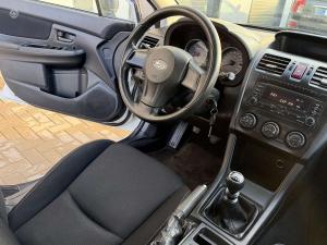 Balts Subaru XV 2012 Viļņa, ar dzinēja tilpumu 2.00 L un nobraukumu 379 tūkst. km par 1450 €, foto 20 vietnē AUTOMOTO.COM.LV