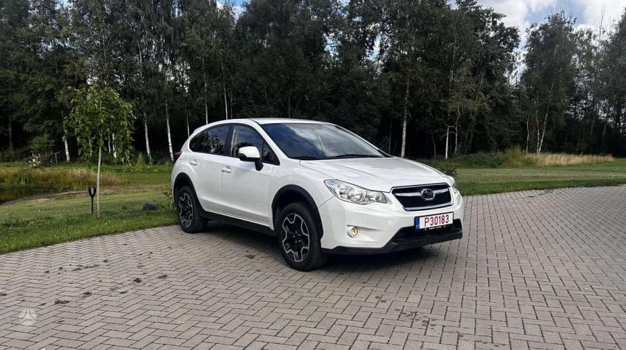 Balts Subaru XV 2012 Utena, ar dzinēja tilpumu 1.60 L un nobraukumu 146 tūkst. km par 6500 €, foto 3 vietnē AUTOMOTO.COM.LV