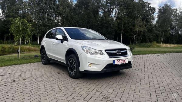Balts Subaru XV 2012 Utena, ar dzinēja tilpumu 1.60 L un nobraukumu 146 tūkst. km par 6500 €, foto 5 vietnē AUTOMOTO.COM.LV