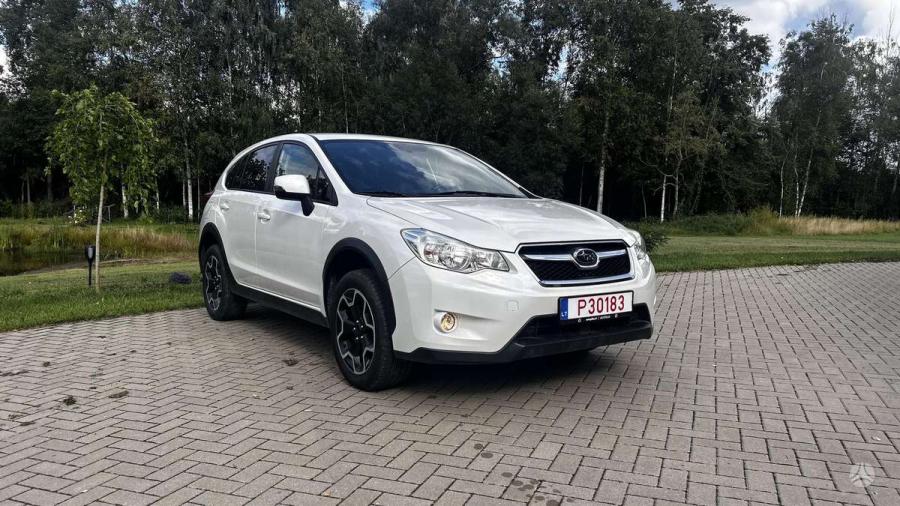 Balts Subaru XV 2012 Utena, ar dzinēja tilpumu 1.60 L un nobraukumu 146 tūkst. km par 6500 €, foto 5 vietnē AUTOMOTO.COM.LV