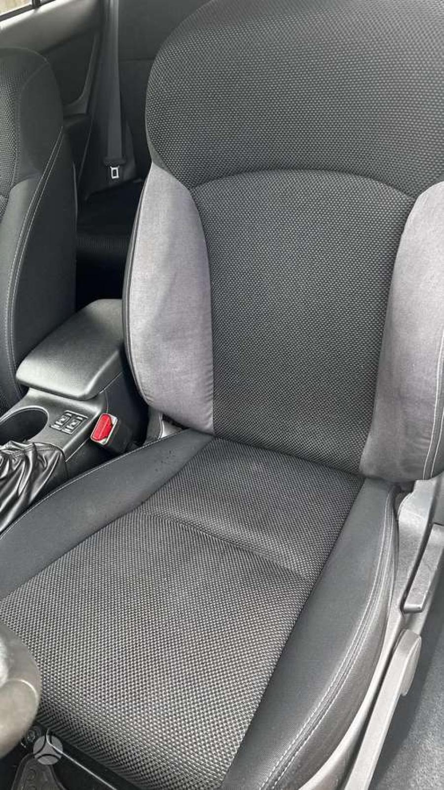 Balts Subaru XV 2012 Utena, ar dzinēja tilpumu 1.60 L un nobraukumu 146 tūkst. km par 6500 €, foto 26 vietnē AUTOMOTO.COM.LV