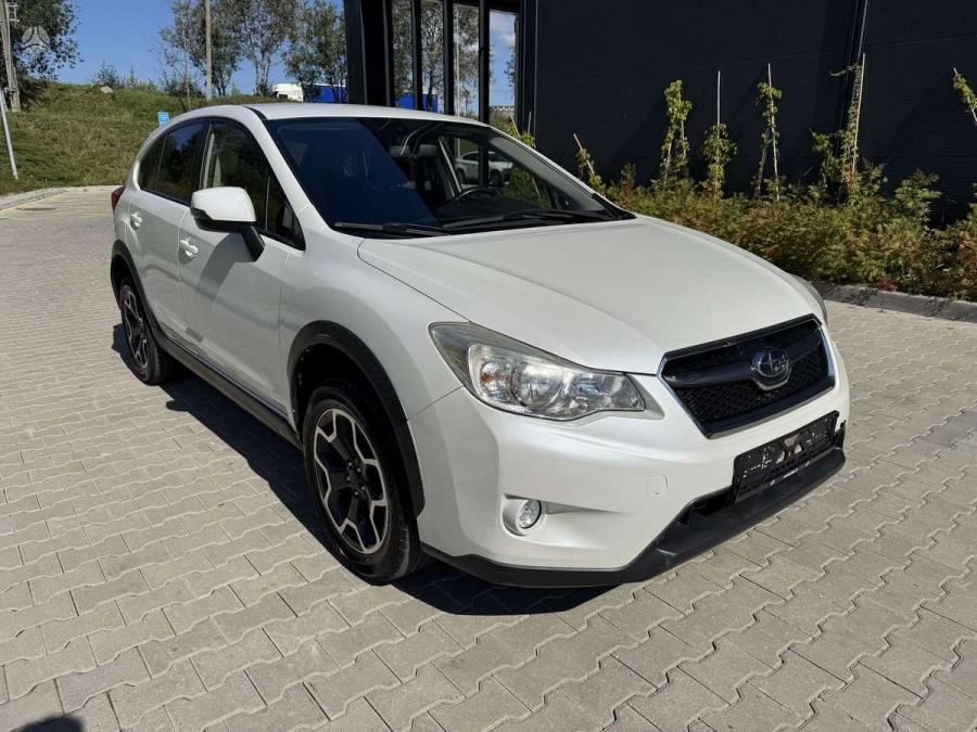 Balts Subaru XV 2012 Viļņa, ar dzinēja tilpumu 2.00 L un nobraukumu 214 tūkst. km par 6800 €, foto 4 vietnē AUTOMOTO.COM.LV