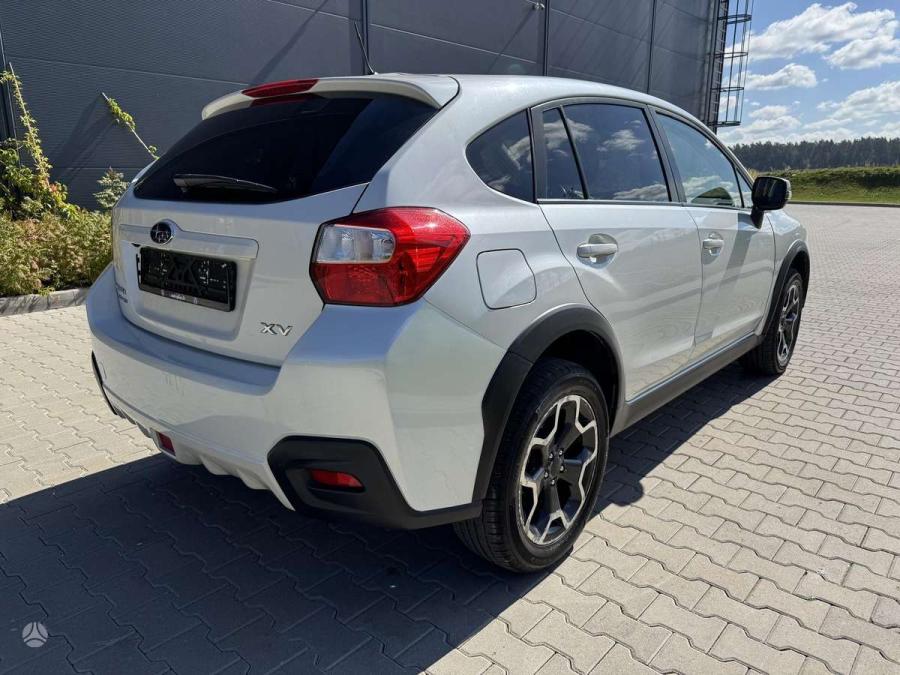 Balts Subaru XV 2012 Viļņa, ar dzinēja tilpumu 2.00 L un nobraukumu 214 tūkst. km par 6800 €, foto 6 vietnē AUTOMOTO.COM.LV