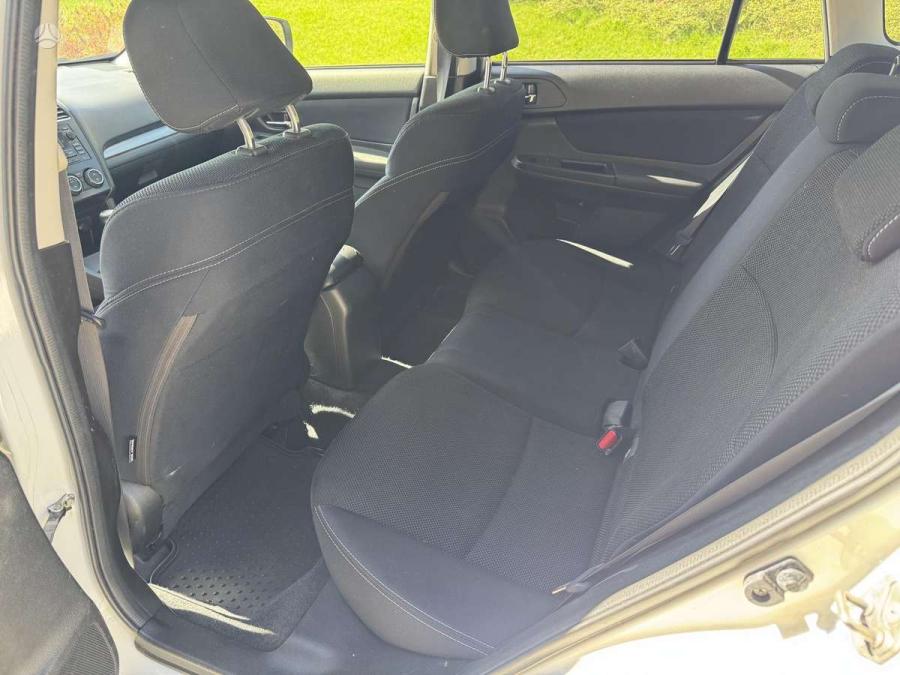 Balts Subaru XV 2012 Viļņa, ar dzinēja tilpumu 2.00 L un nobraukumu 214 tūkst. km par 6800 €, foto 11 vietnē AUTOMOTO.COM.LV