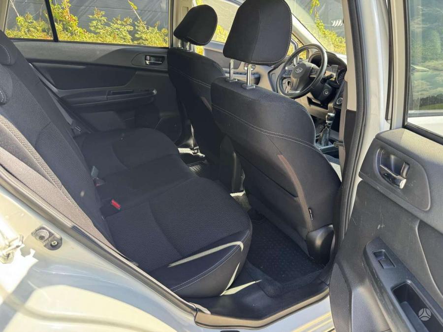 Balts Subaru XV 2012 Viļņa, ar dzinēja tilpumu 2.00 L un nobraukumu 214 tūkst. km par 6800 €, foto 15 vietnē AUTOMOTO.COM.LV