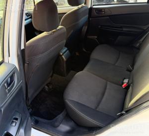 White Subaru XV 2012 in Riga, with an engine capacity of 2.00 L and mileage of 379 thousand km for 1520 €, photo 6 on AUTOMOTO.COM.LV