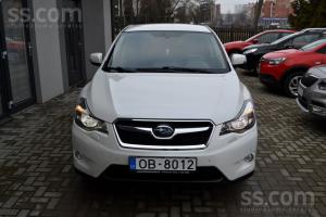 White Subaru XV 2013 in Riga, with an engine capacity of 2.00 L and mileage of 213 thousand km for 7200 €, photo 6 on AUTOMOTO.COM.LV