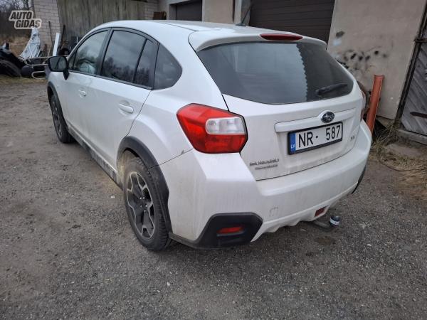 Balts Subaru XV 2014 Kupiškis, ar dzinēja tilpumu 2.00 L un nobraukumu 265 tūkst. km par 6500 €, foto 3 vietnē AUTOMOTO.COM.LV