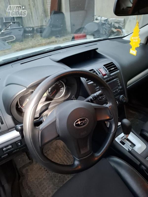 Balts Subaru XV 2014 Kupiškis, ar dzinēja tilpumu 2.00 L un nobraukumu 265 tūkst. km par 6500 €, foto 4 vietnē AUTOMOTO.COM.LV