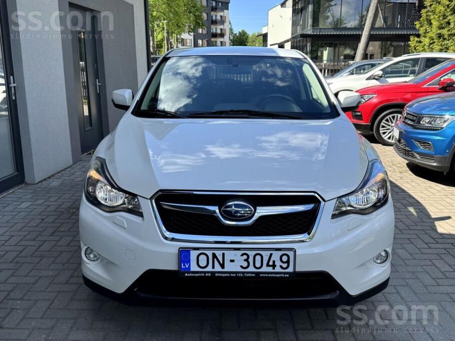White Subaru XV 2014 in Riga, with an engine capacity of 2.00 L and mileage of 157 thousand km for 9400 €, photo 7 on AUTOMOTO.COM.LV