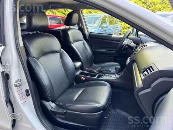 White Subaru XV 2014 in Riga, with an engine capacity of 2.00 L and mileage of 157 thousand km for 9400 €, photo 9 on AUTOMOTO.COM.LV