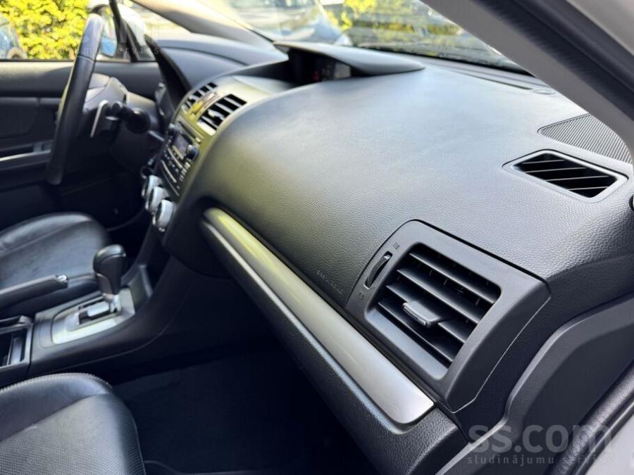 White Subaru XV 2014 in Riga, with an engine capacity of 2.00 L and mileage of 157 thousand km for 9400 €, photo 15 on AUTOMOTO.COM.LV