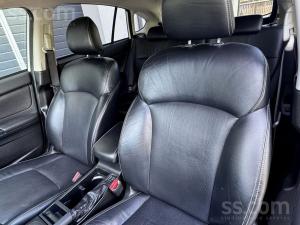 White Subaru XV 2014 in Riga, with an engine capacity of 2.00 L and mileage of 157 thousand km for 9400 €, photo 20 on AUTOMOTO.COM.LV