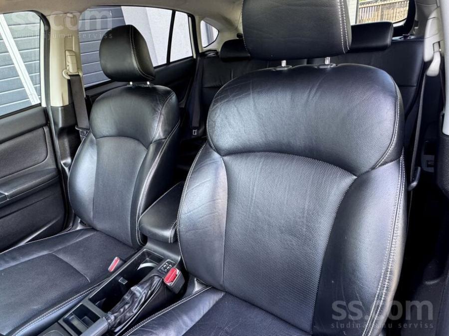 White Subaru XV 2014 in Riga, with an engine capacity of 2.00 L and mileage of 157 thousand km for 9400 €, photo 20 on AUTOMOTO.COM.LV