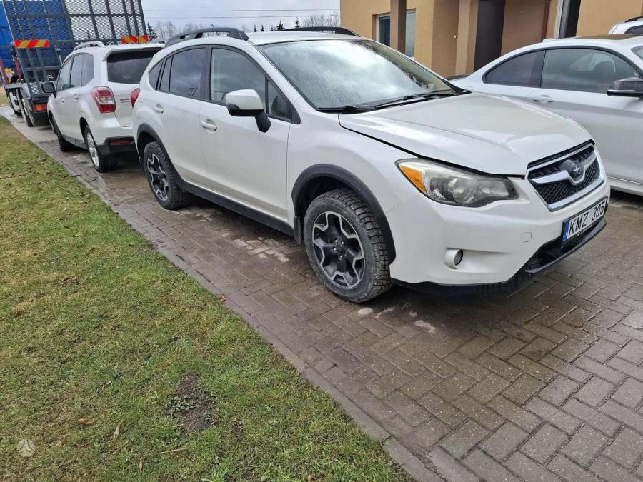 Balts Subaru XV 2014 Kauņa, ar dzinēja tilpumu 2.00 L un nobraukumu 154 tūkst. km par 7300 €, foto 8 vietnē AUTOMOTO.COM.LV