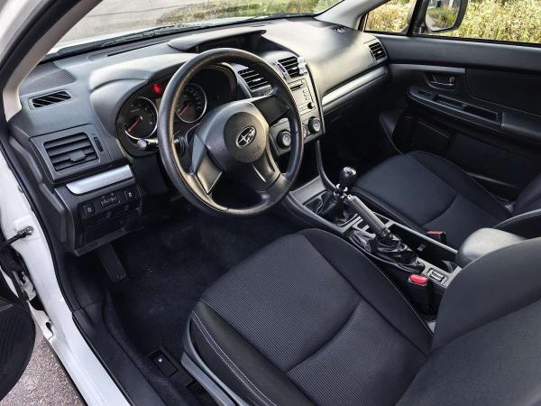 Balts Subaru XV 2014 Viļņa, ar dzinēja tilpumu 2.00 L un nobraukumu 189 tūkst. km par 6850 €, foto 10 vietnē AUTOMOTO.COM.LV
