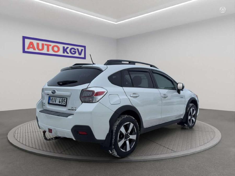Balts Subaru XV 2015 Kauņa, ar dzinēja tilpumu 2.00 L un nobraukumu 151 tūkst. km par 8499 €, foto 5 vietnē AUTOMOTO.COM.LV