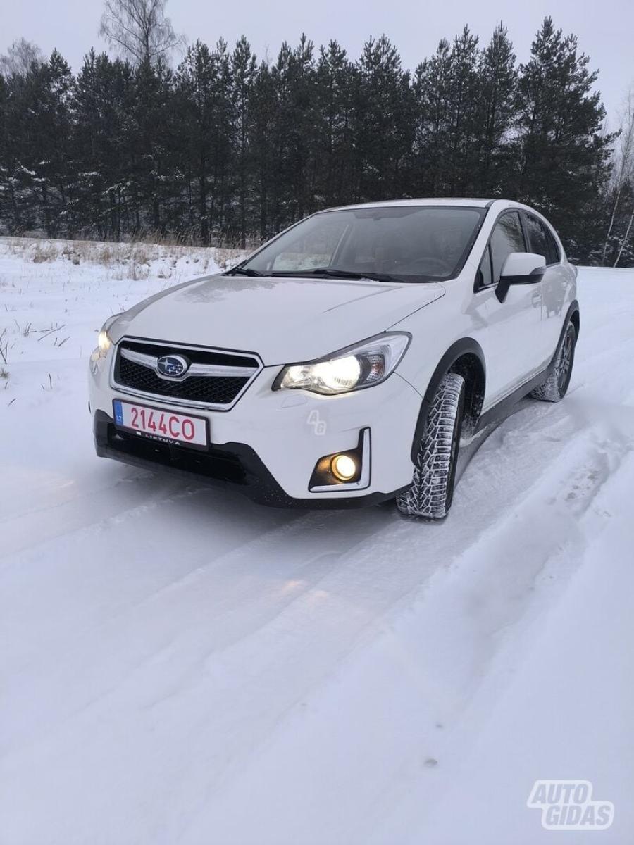 Balts Subaru XV 2016 Mažeikiai, ar dzinēja tilpumu 2.00 L un nobraukumu 219 tūkst. km par 7600 €, foto 2 vietnē AUTOMOTO.COM.LV