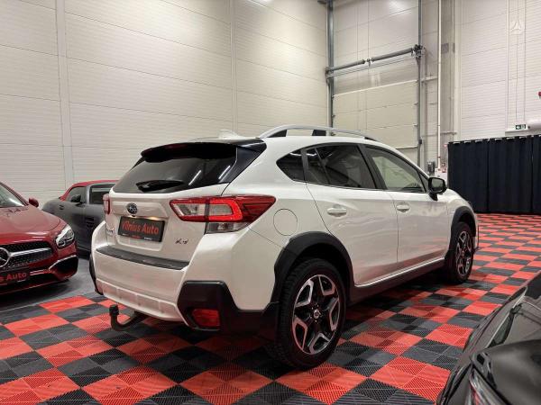 Balts Subaru XV 2018 Viļņa, ar dzinēja tilpumu 2.00 L un nobraukumu 240 tūkst. km par 13350 €, foto 4 vietnē AUTOMOTO.COM.LV