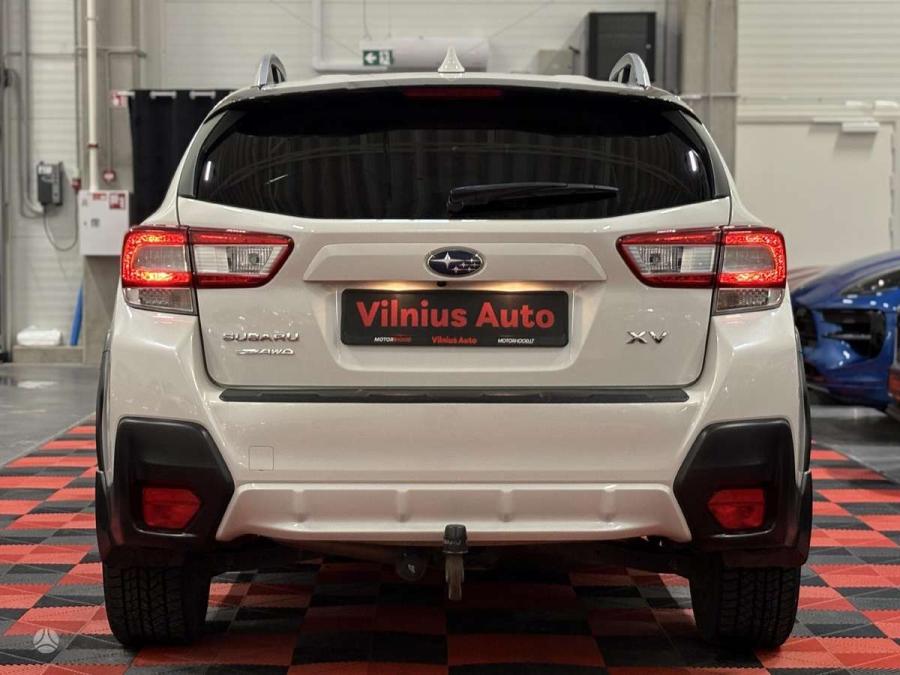 Balts Subaru XV 2018 Viļņa, ar dzinēja tilpumu 2.00 L un nobraukumu 240 tūkst. km par 13350 €, foto 5 vietnē AUTOMOTO.COM.LV