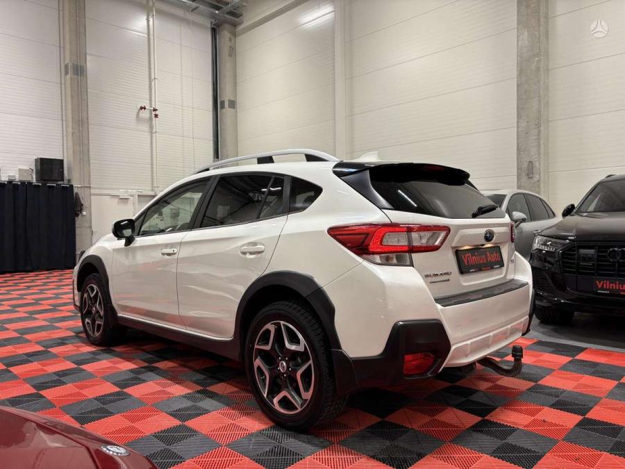 Balts Subaru XV 2018 Viļņa, ar dzinēja tilpumu 2.00 L un nobraukumu 240 tūkst. km par 13350 €, foto 6 vietnē AUTOMOTO.COM.LV