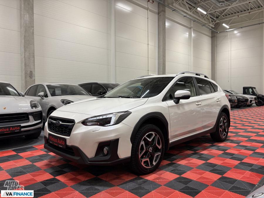 White Subaru XV 2018 in Vilnius, with an engine capacity of 2.00 L and mileage of 240 thousand km for 13350 €, photo 1 on AUTOMOTO.COM.LV