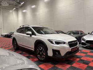 White Subaru XV 2018 in Vilnius, with an engine capacity of 2.00 L and mileage of 240 thousand km for 13350 €, photo 3 on AUTOMOTO.COM.LV