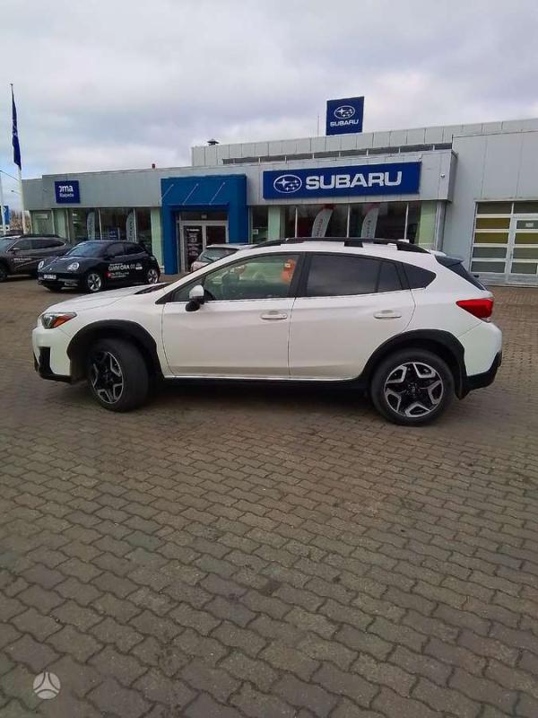 White Subaru XV 2019 in Klaipeda, with an engine capacity of 2.00 L and mileage of 65 thousand km for 15200 €, photo 2 on AUTOMOTO.COM.LV