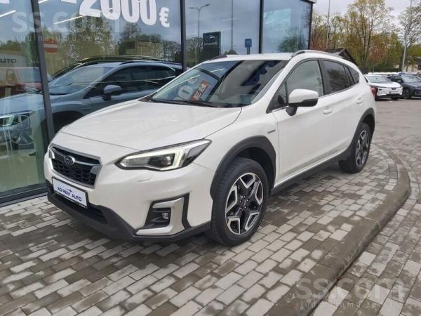 Balts Subaru XV 2021 Rīga, ar dzinēja tilpumu 2.00 L un nobraukumu 93 tūkst. km par 19700 €, foto 2 vietnē AUTOMOTO.COM.LV