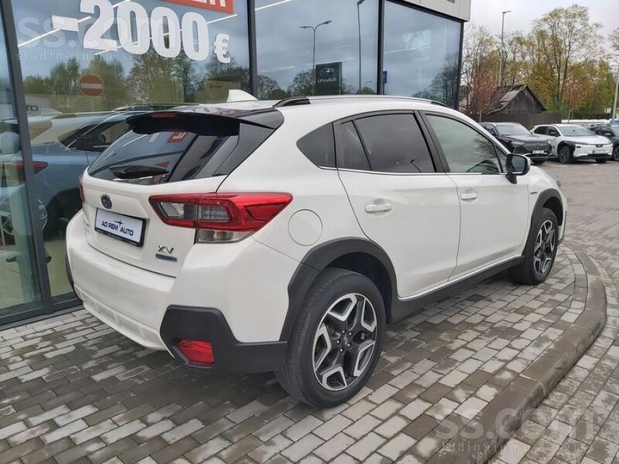 Balts Subaru XV 2021 Rīga, ar dzinēja tilpumu 2.00 L un nobraukumu 93 tūkst. km par 19700 €, foto 5 vietnē AUTOMOTO.COM.LV