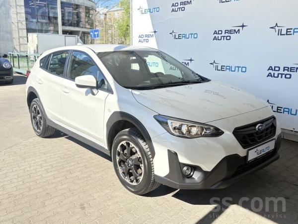 White Subaru XV 2021 in Riga, with an engine capacity of 1.60 L and mileage of 64 thousand km for 16900 €, photo 6 on AUTOMOTO.COM.LV