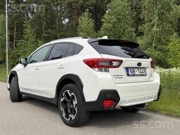 Balts Subaru XV 2021 Rīga, ar dzinēja tilpumu 2.00 L un nobraukumu 71 tūkst. km par 18900 €, foto 4 vietnē AUTOMOTO.COM.LV