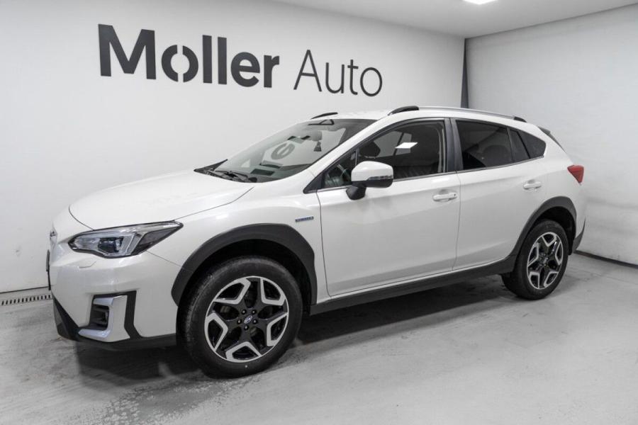 White Subaru XV 2021 in Vilnius, with an engine capacity of 2.00 L and mileage of 69 thousand km for 19200 €, photo 6 on AUTOMOTO.COM.LV