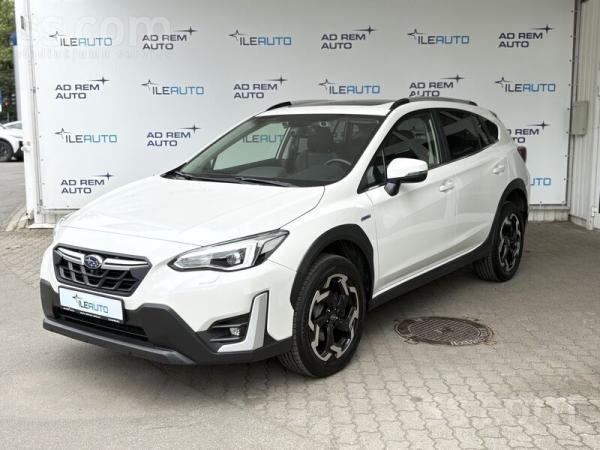 White Subaru XV 2022 in Riga, with an engine capacity of 2.00 L and mileage of 35 thousand km for 22500 €, photo 1 on AUTOMOTO.COM.LV