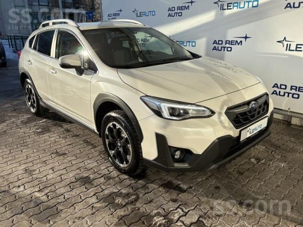 White Subaru XV 2023 in Riga, with an engine capacity of 1.60 L and mileage of 70 thousand km for 22900 €, photo 7 on AUTOMOTO.COM.LV