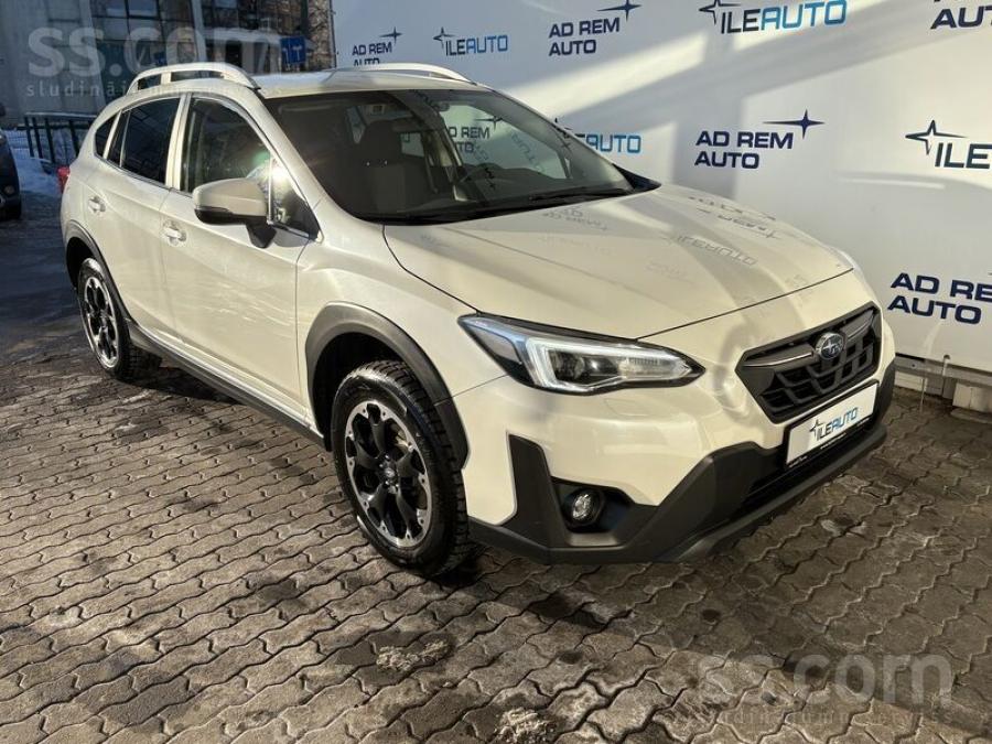 White Subaru XV 2023 in Riga, with an engine capacity of 1.60 L and mileage of 70 thousand km for 22900 €, photo 8 on AUTOMOTO.COM.LV