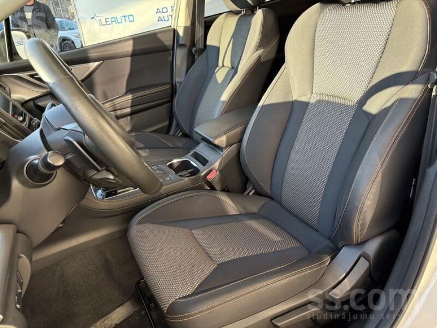 White Subaru XV 2023 in Riga, with an engine capacity of 1.60 L and mileage of 70 thousand km for 22900 €, photo 15 on AUTOMOTO.COM.LV