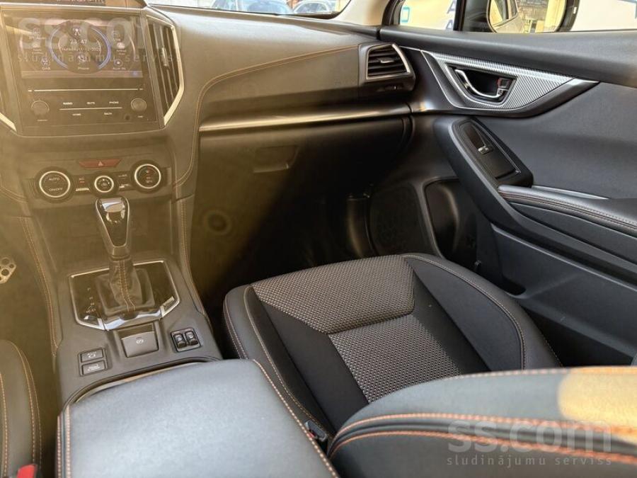 White Subaru XV 2023 in Riga, with an engine capacity of 1.60 L and mileage of 70 thousand km for 22900 €, photo 17 on AUTOMOTO.COM.LV